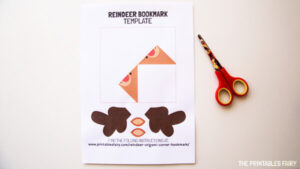 Reindeer Corner Bookmarks {Christmas Origami} - The Printables Fairy
